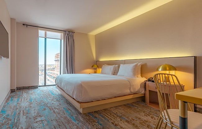 Queens Hotel Rooms and Suites in Flushing, NY | The Parc Hotel