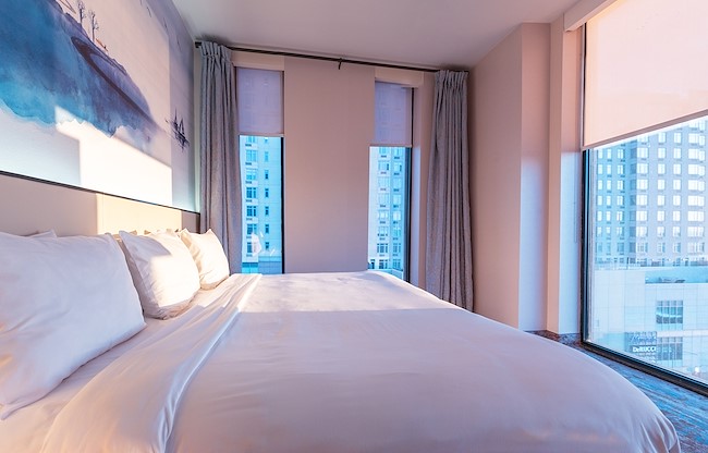 Queens Hotel Rooms and Suites in Flushing, NY | The Parc Hotel